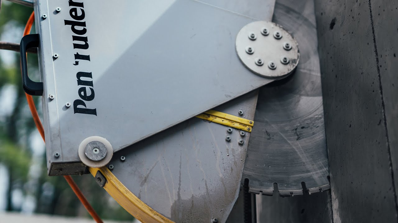 Pentruder 8-20 HF Wall Saw - YouTube