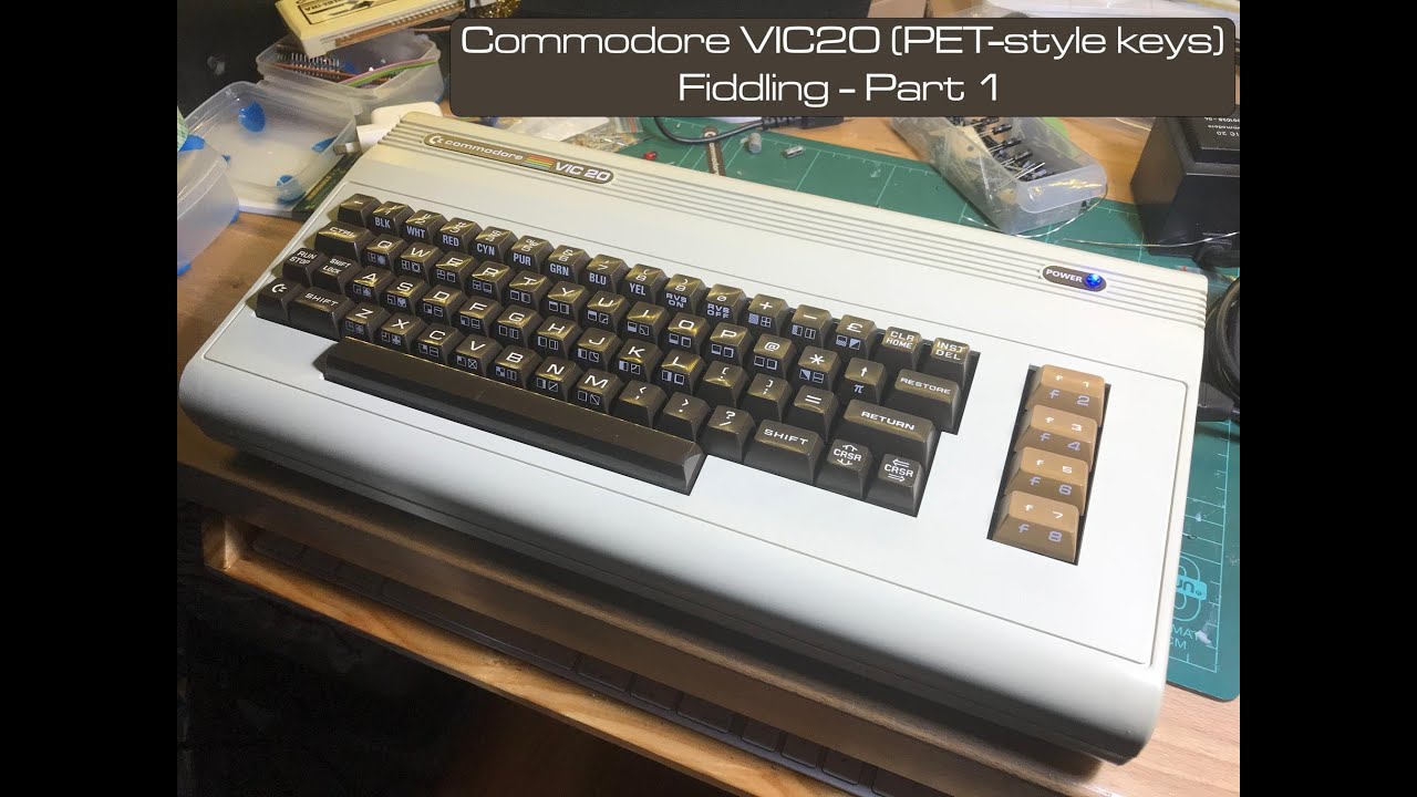 🇺🇸 Commodore VIC-20 (PET-style keys) fiddling: Part 1 (character ROM ...