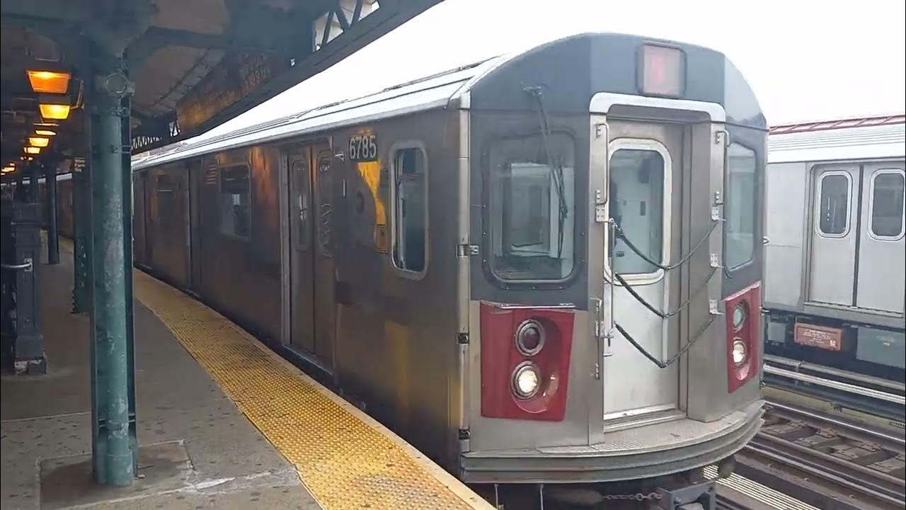 R142 (2) train & Manhattan bound R142 (5) train arrives and departs west farms sq station - YouTube