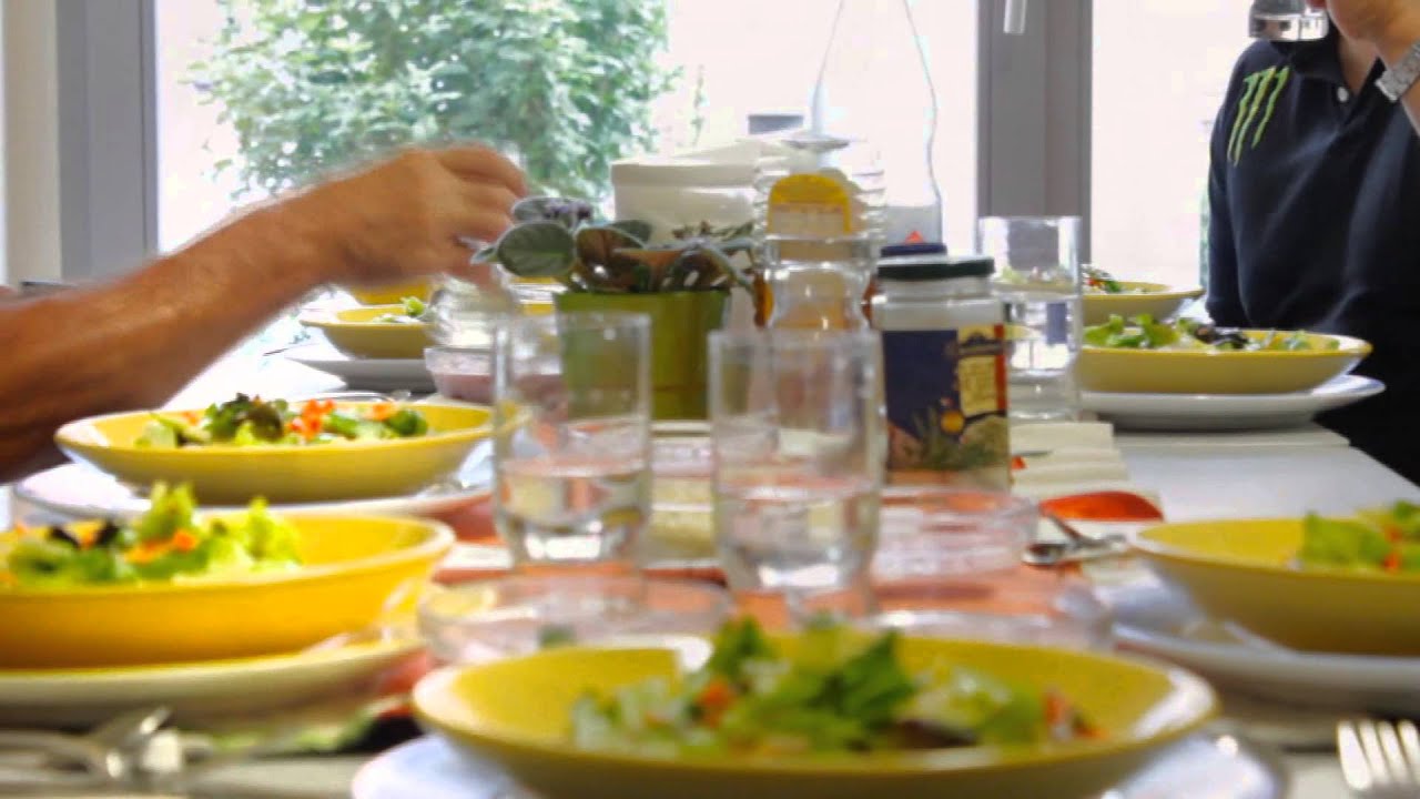 Ambulante Neurologische Rehabilitation in der REHA VITA Cottbus - YouTube