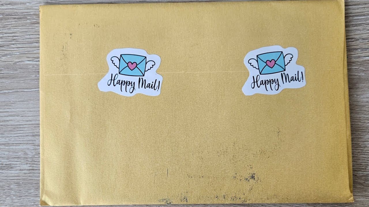 MY FIRST EVER HAPPY MAIL!!! - YouTube