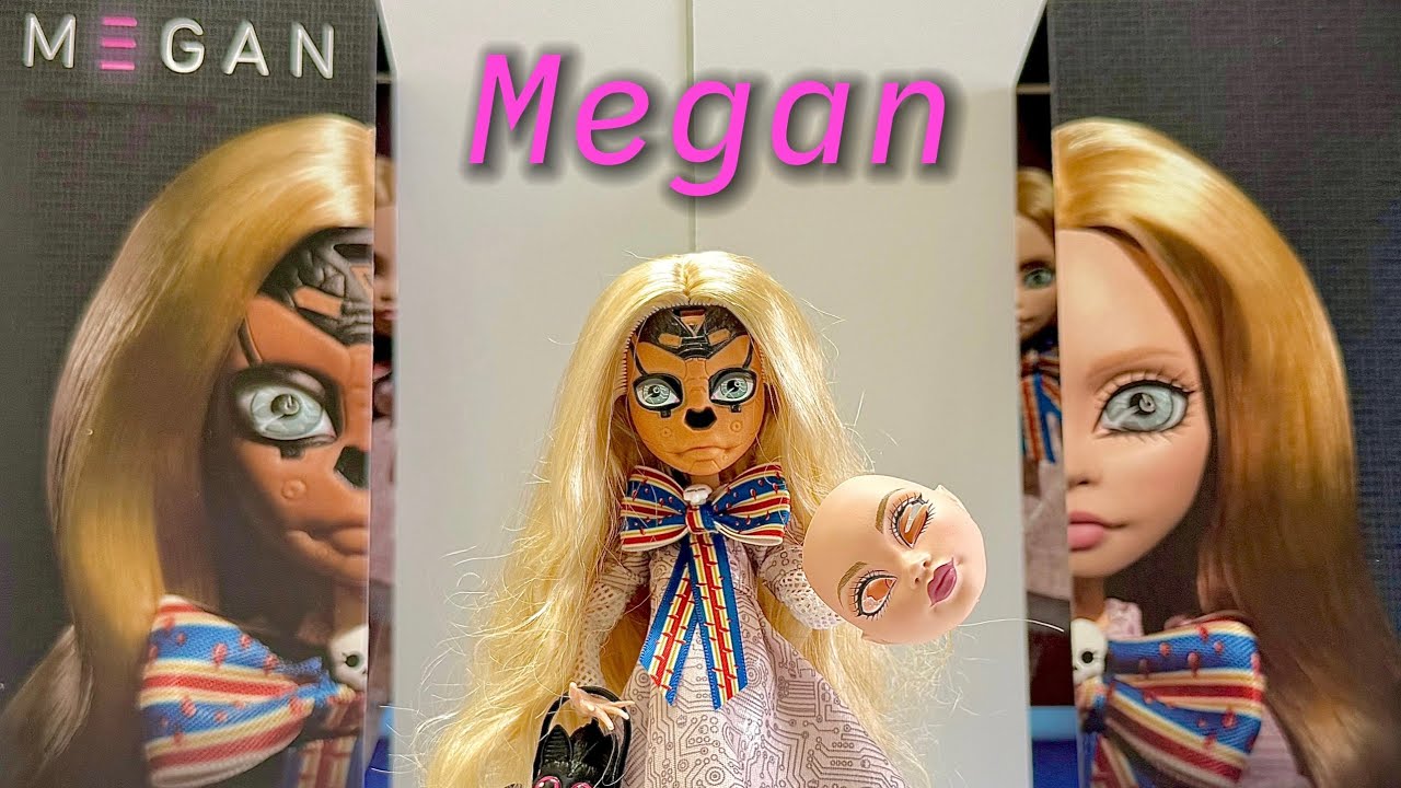 Monster High’s Megan Skullector Doll [Unboxing] - YouTube