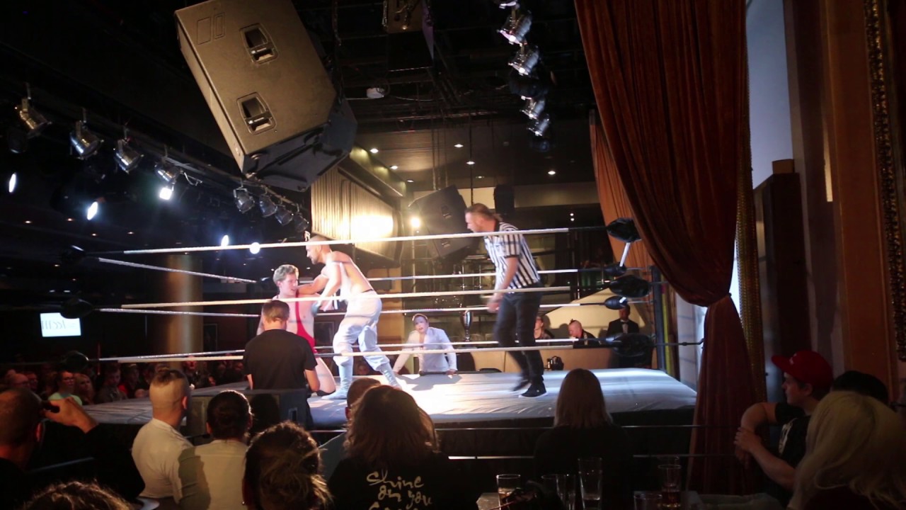 Tohtori Ioni vs Mikko Maestro FCF Wrestling - YouTube