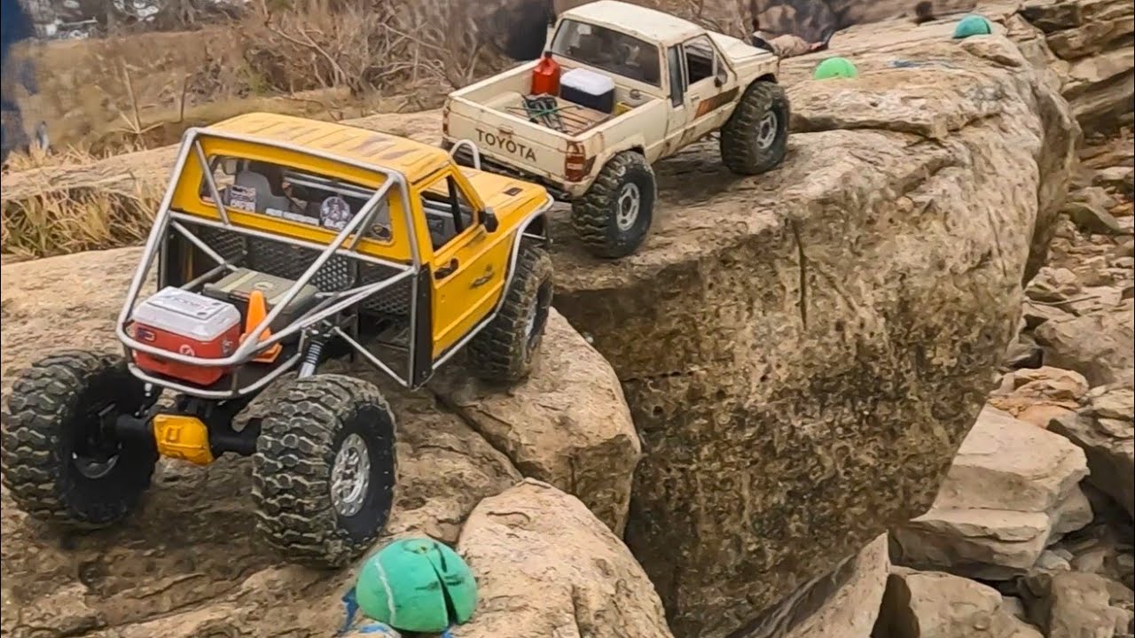 Scale Crawlers - Follow the Leader - YouTube