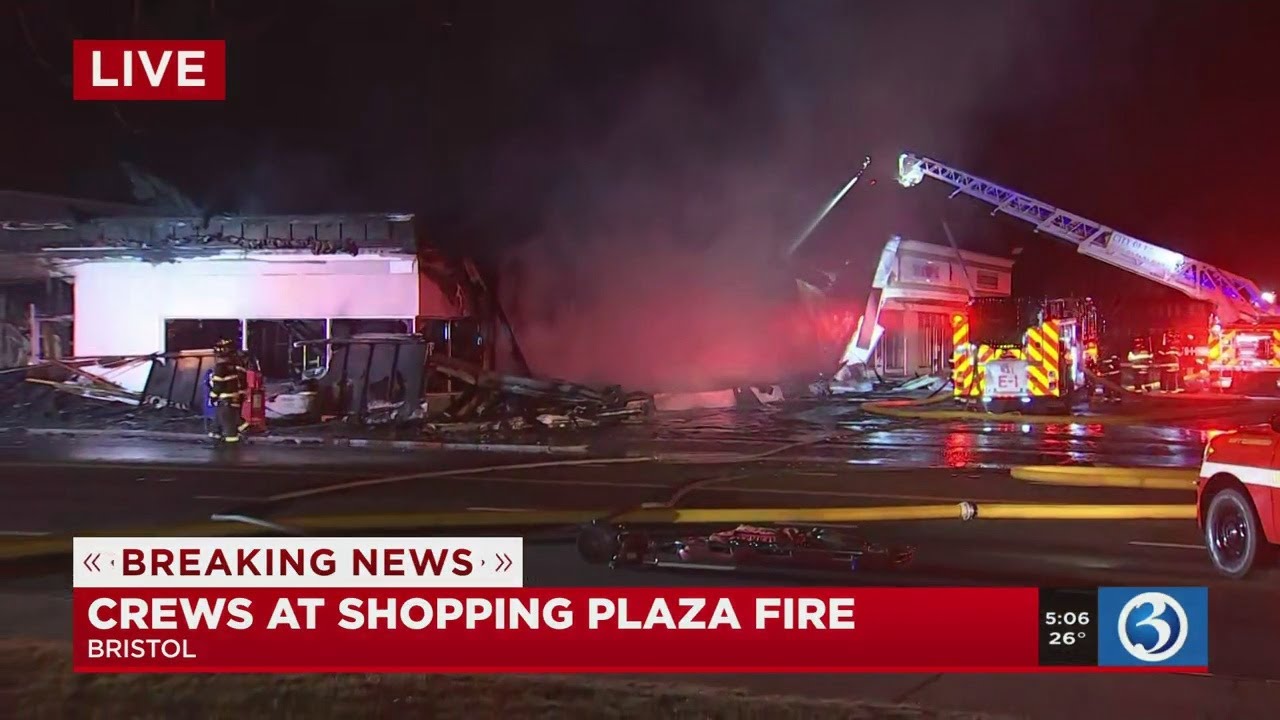 VIDEO: Popular pizza place damaged by fire - YouTube