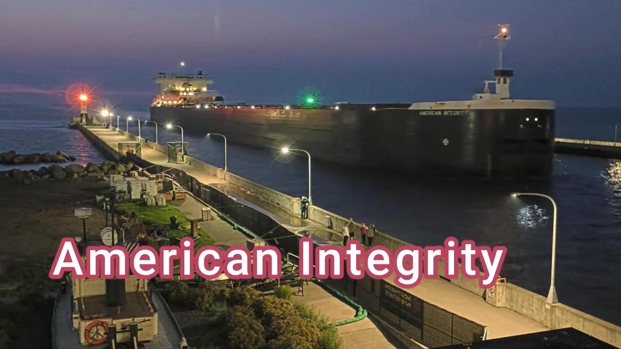 American Integrity arrived in Duluth 07/21/2025 - YouTube