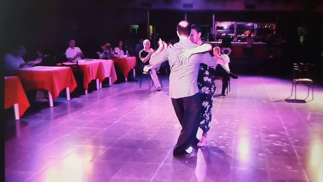 La viruta bailan Mónica Matera y Gabriel frydman - YouTube