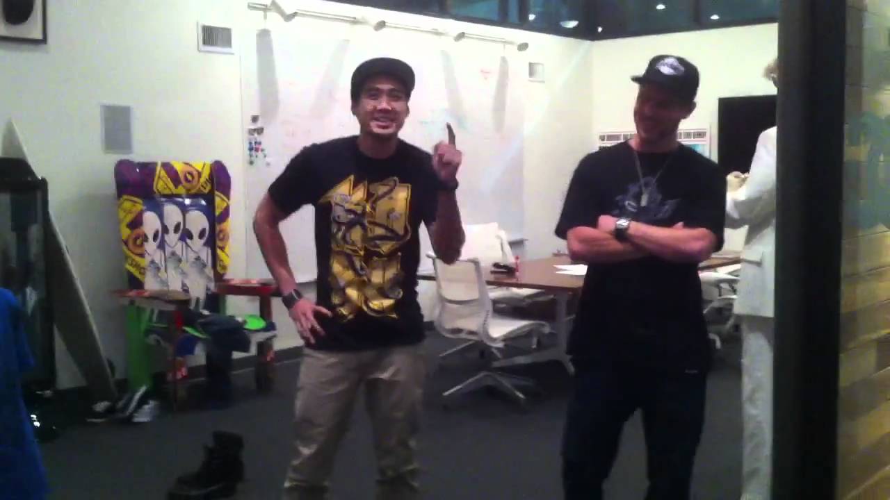 Four Down Productions Design-Off Tracy Tubera vs Charlie Edmiston - YouTube