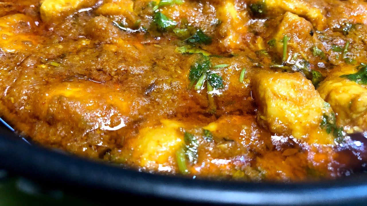Madrasi Chicken Recipe || Delecious Indian Dish | Cook with Sundas ...