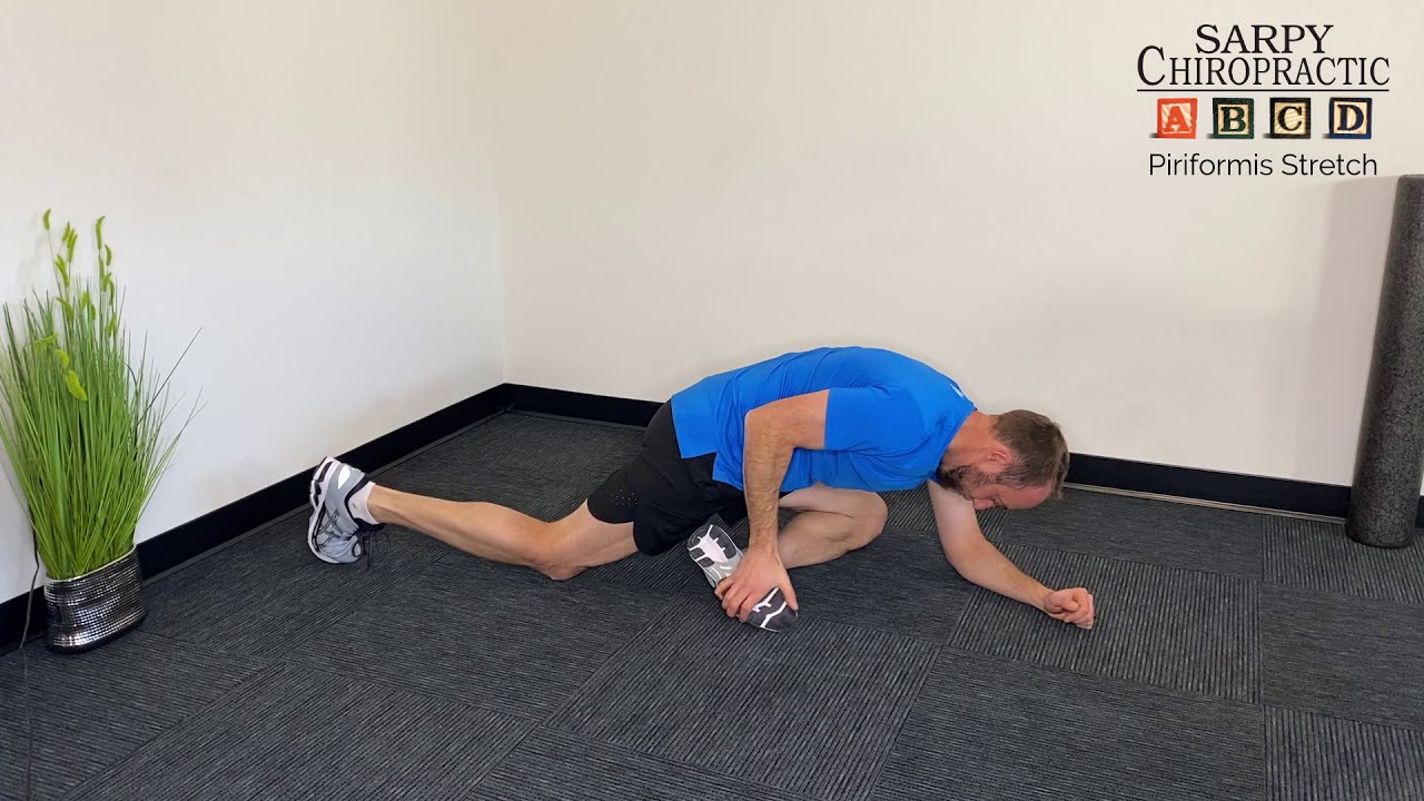 Piriformis Stretch - YouTube