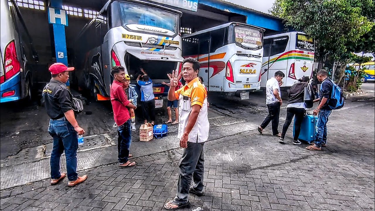 JAM INI TIDAK PERNAH SEPI? JAM 14.30 SUGENG RAHAYU 7158 BERANGKAT ...