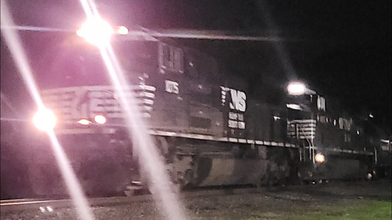 NS 1075 Leads 12G w/ P5 & Unique Rolling Stock Through Creighton, PA ...