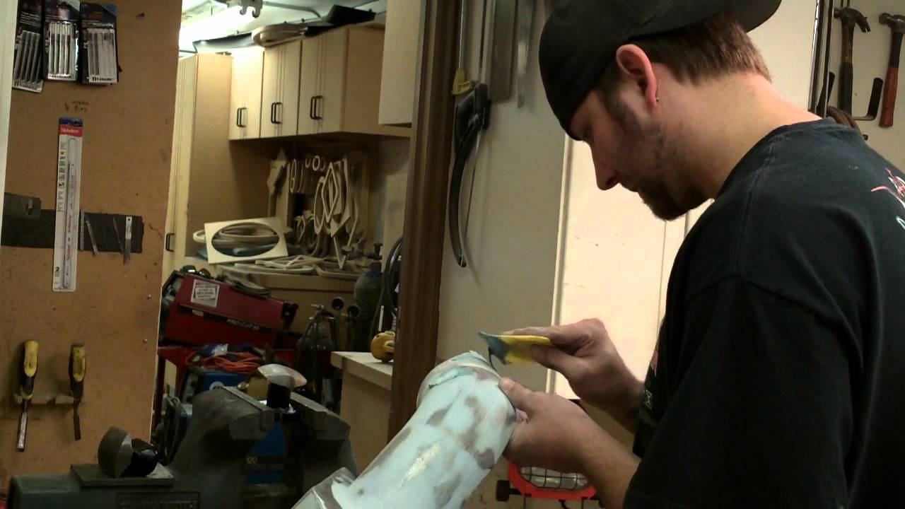 Kicker Cruze SEMA Build 2011 (Week Four) - YouTube