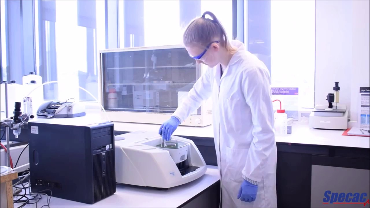 SPECAC QUEST ATR 紅外光譜儀衰減全反射套件快速檢驗毒品 - YouTube