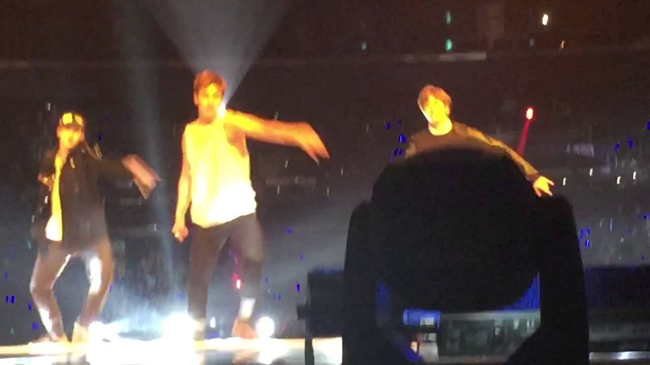 Shownu, Jooheon, Hyungwon (Monsta X) dance KCON 2015 - YouTube