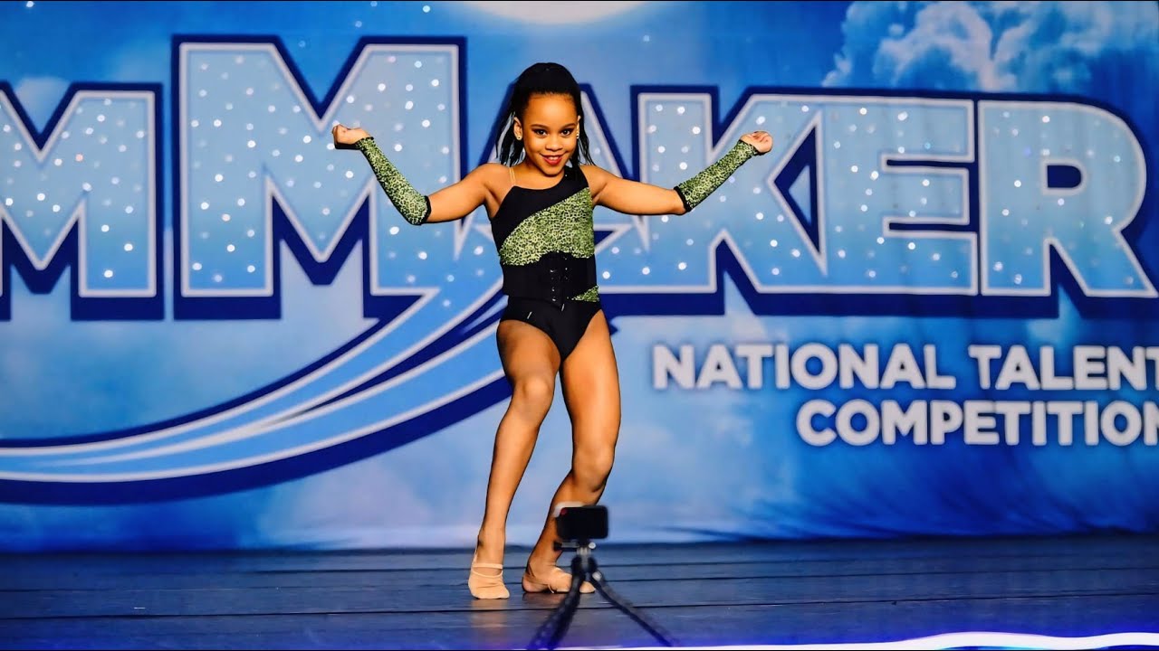 Dance Moms: A New Era Season 2 | Leilah Bell - Little Sister [Judged ...