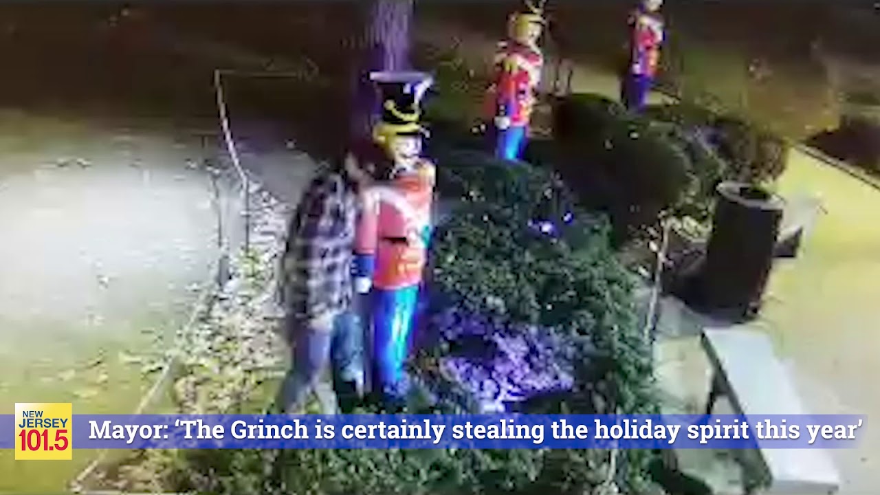 Grinch steals 6-foot Toy Soldier from Morristown, New Jersey - YouTube