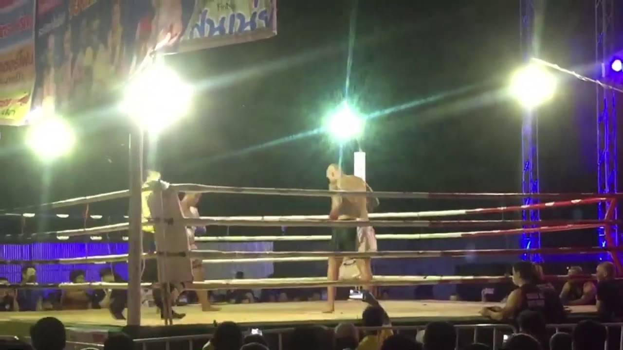 Chris Manak Fighting October 13rd 2020 at Pua, Nan Thailand - YouTube