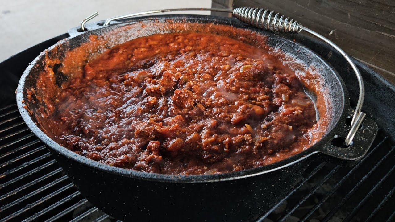 Texas Style Chili Cooked On a Weber Kettle - Dutch Oven Chili - YouTube