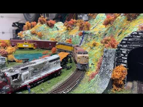 UP 9703 leads manifest through Forest Curve - YouTube