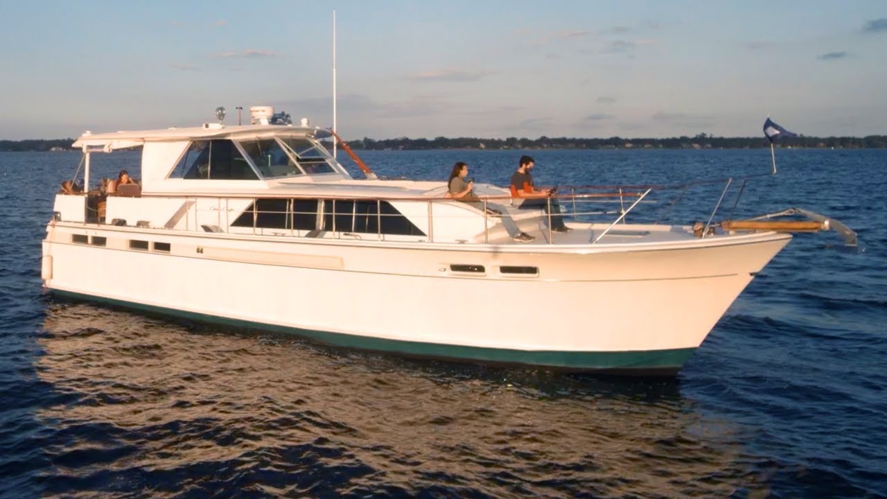 Welcome Aboard this Chris Craft Commander 47' - YouTube