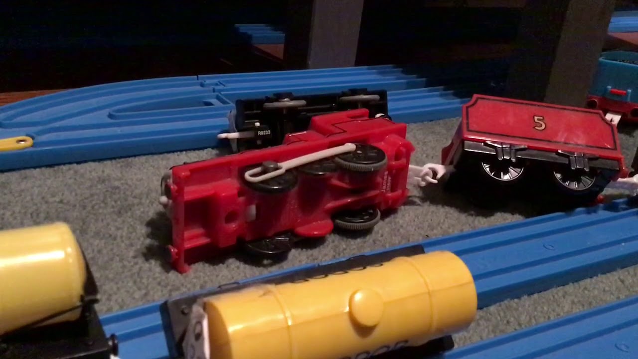 Trackmaster James in a mess - YouTube