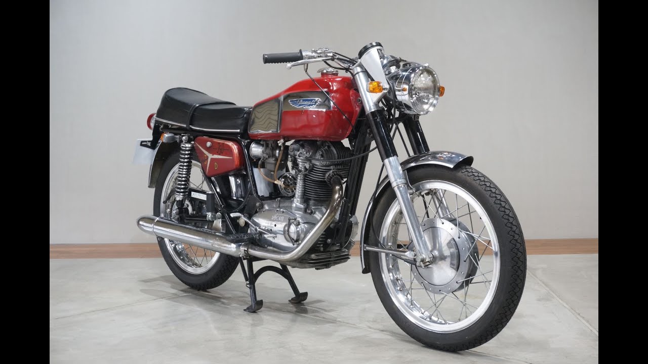 1969 DUCATI 350MK-Ⅲ DESMO エンジンキックスタート - YouTube