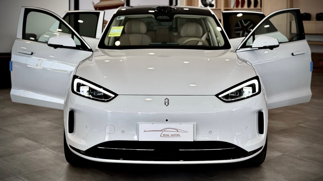 All-New! AITO M5 Max-Spec : Luxury Sport SUV | Ceramic White - YouTube