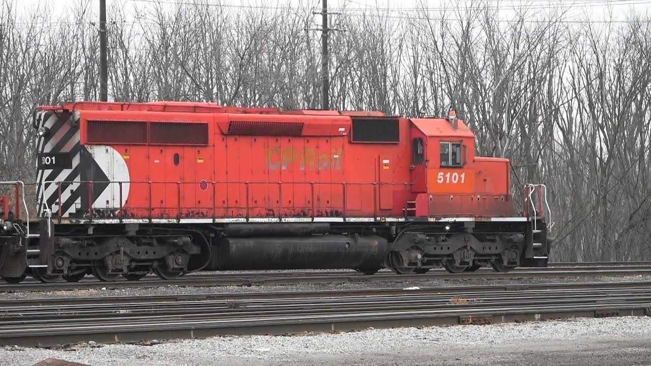 CP 5101 "Pac-Man" SD40-3, Davenport, IA 12/17/23 - YouTube