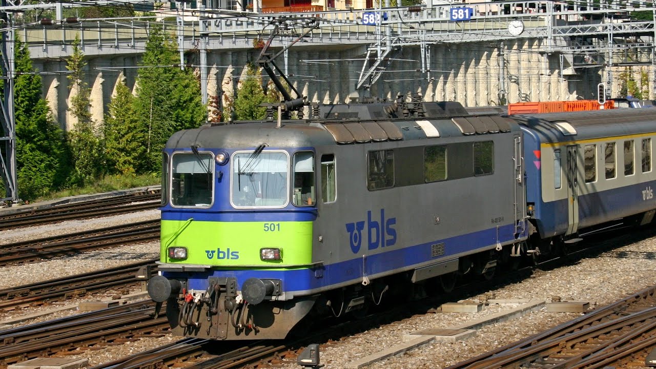 BLS, Bern-Lötschberg-Simplon Locomotives série Re 420 (+ EWIII) - YouTube