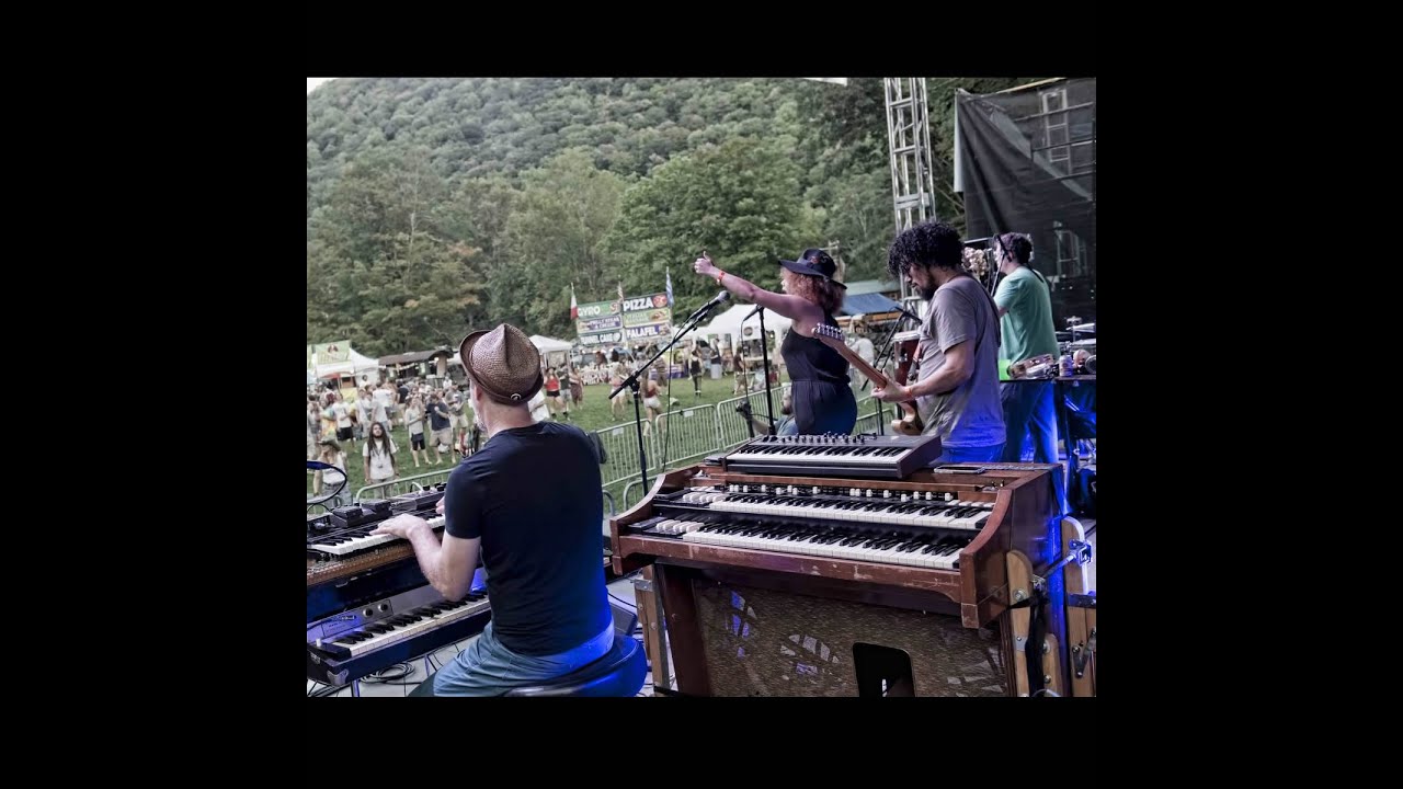 Orgone - All this love that i'm giving - YouTube