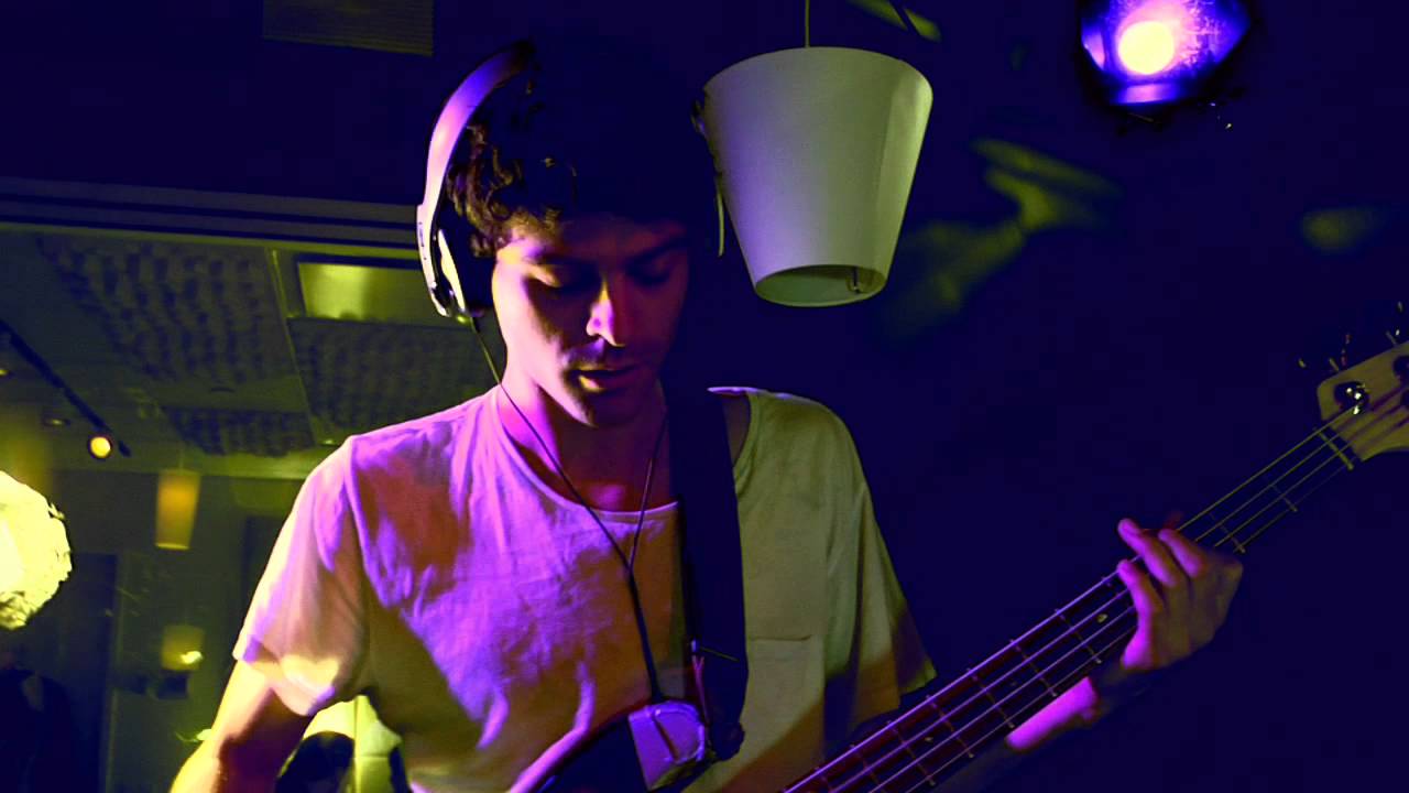 Woven Bones - I've Gotta Get (Live @ Insound Studio Sessions) - YouTube