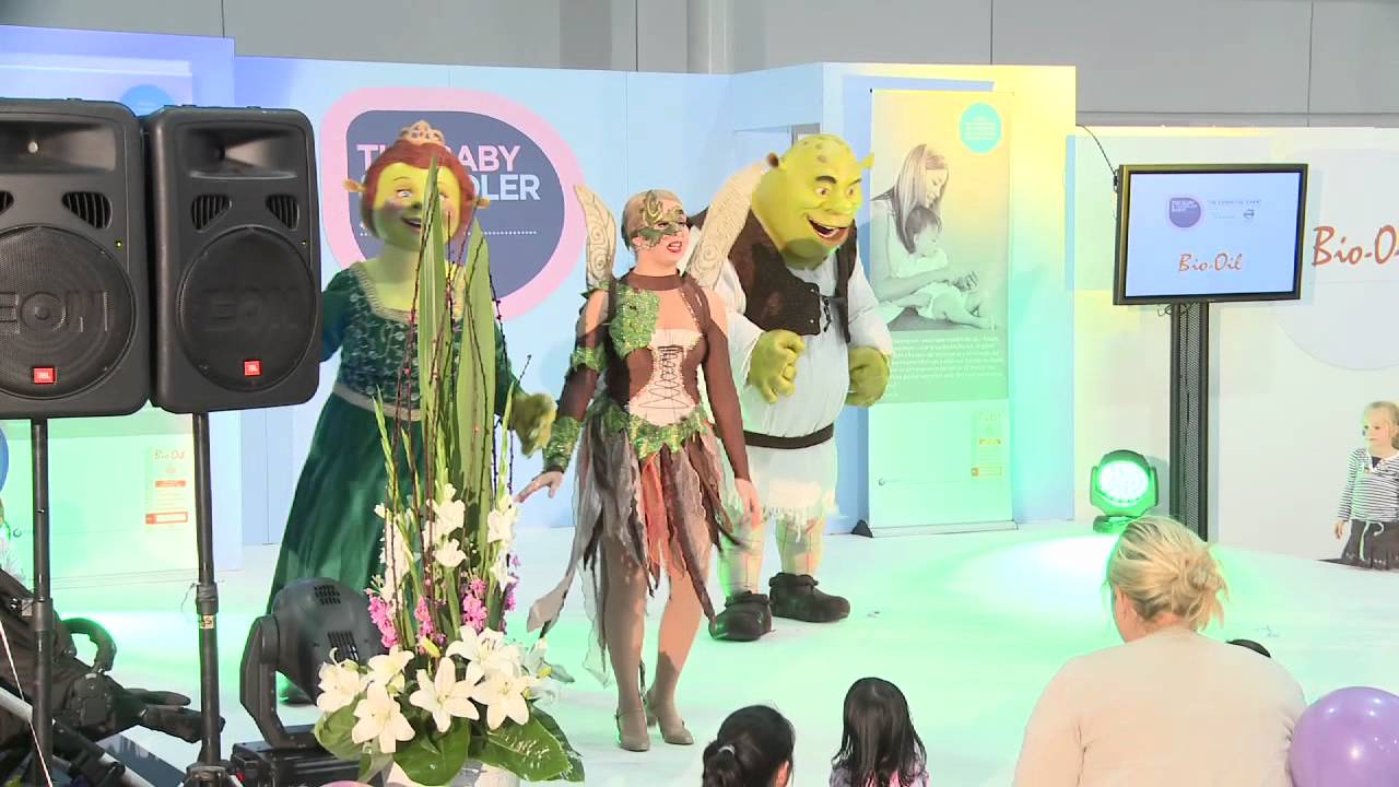 Shrek Live Show 2011 - YouTube