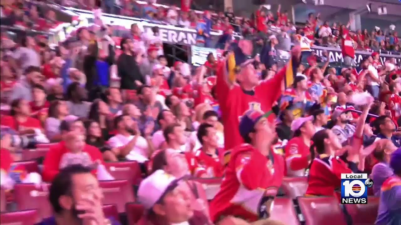 Panthers fans pack FLA Live Arena for Game 2 watch party - YouTube