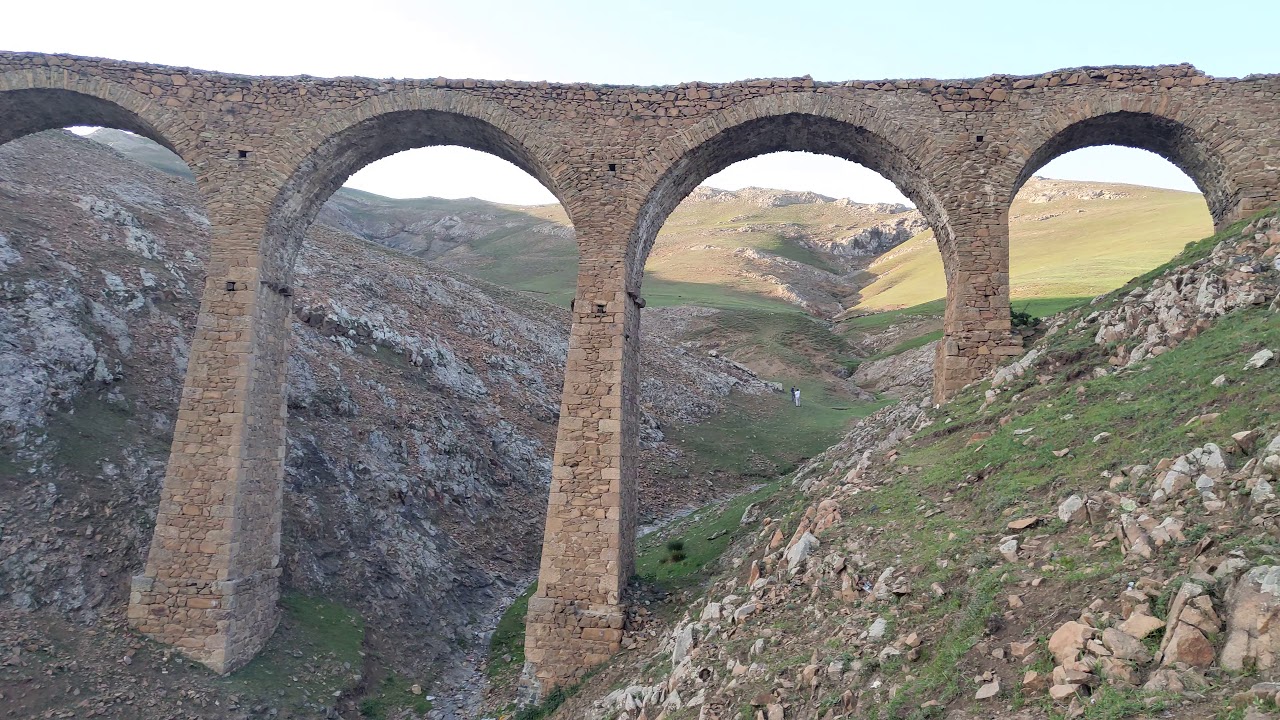 Qanli korpu Gedebey. #travel #azerbaycan #gedebey #bridge #nature - YouTube