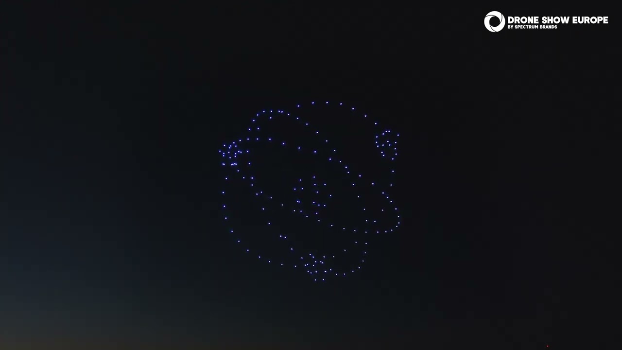 Dronová show - Elements - IGNIS DRONE SHOW - Brno 2. 7. 2022 - YouTube