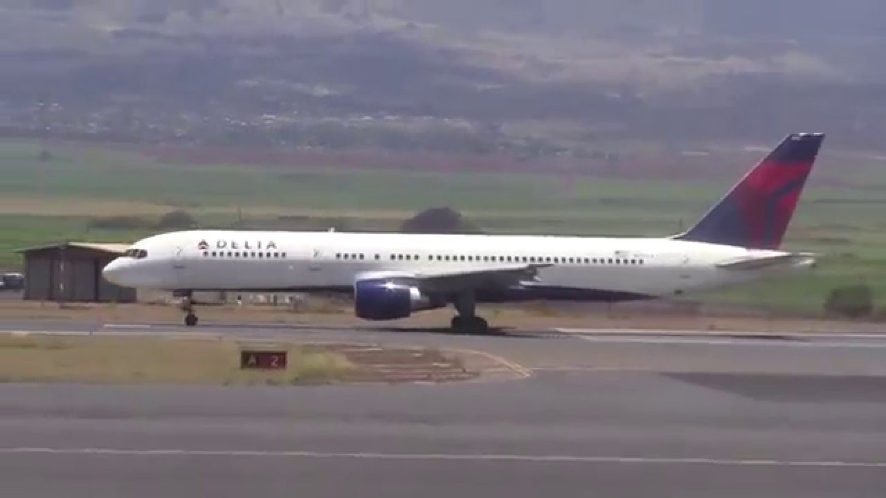 Kahului PHOG Airport Spotting (Maui, Hawaii) - YouTube