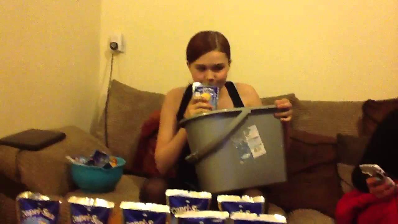 Diabetic girl does the Capri sun challenge - YouTube