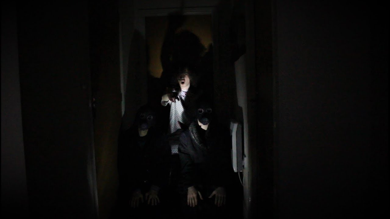 EM PLEH - earthDOOM [OFFICIAL VIDEO] - YouTube