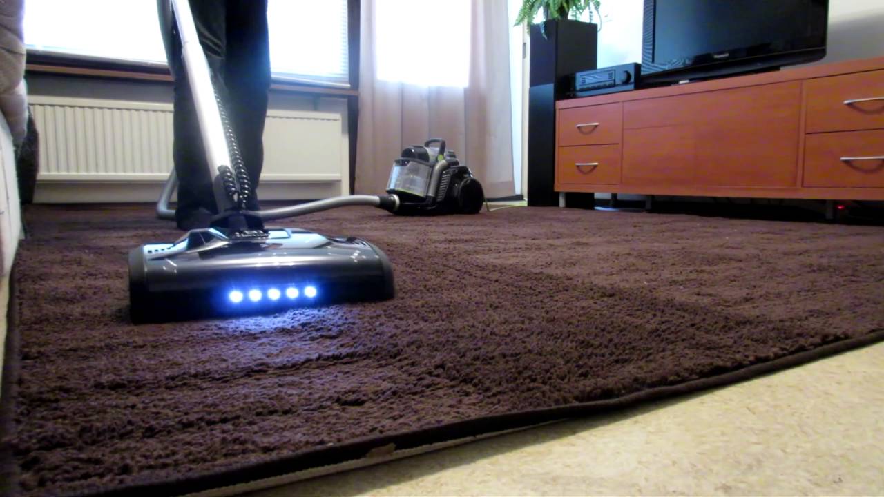 Quick Test: New Electrolux Paragon Powerhead - YouTube