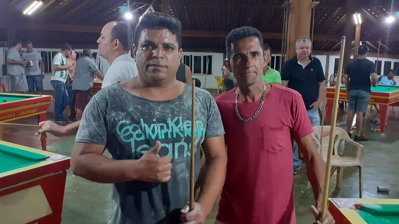 D'Brito VS Eduardo - YouTube