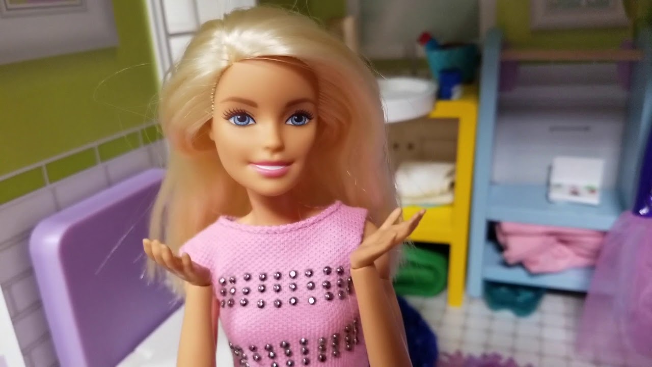 Barbie's Cleaning Day VLOG!!!!! - YouTube