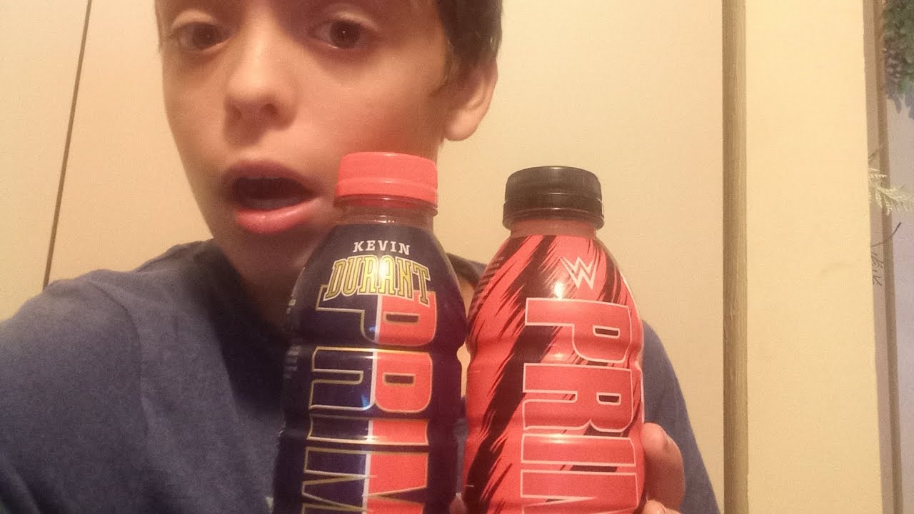 trying and rating the new Kevin Durant prime and WWE PRIME ...