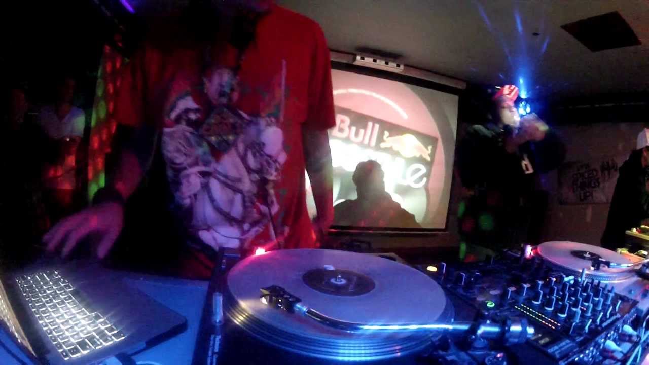 DJ CAIN.1 @ Red Bull Thre3 Style 2012.MP4 - YouTube
