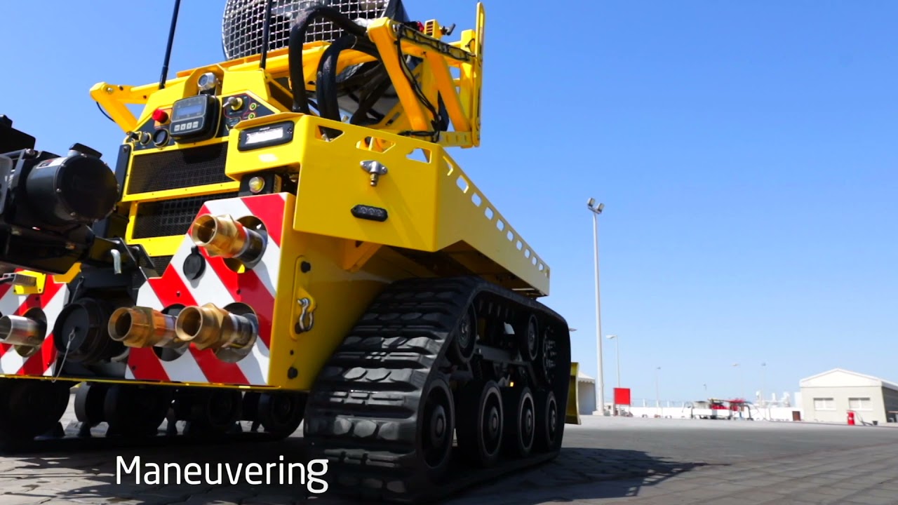 VID 2.Thermite Firefighting Robot RS3 - YouTube