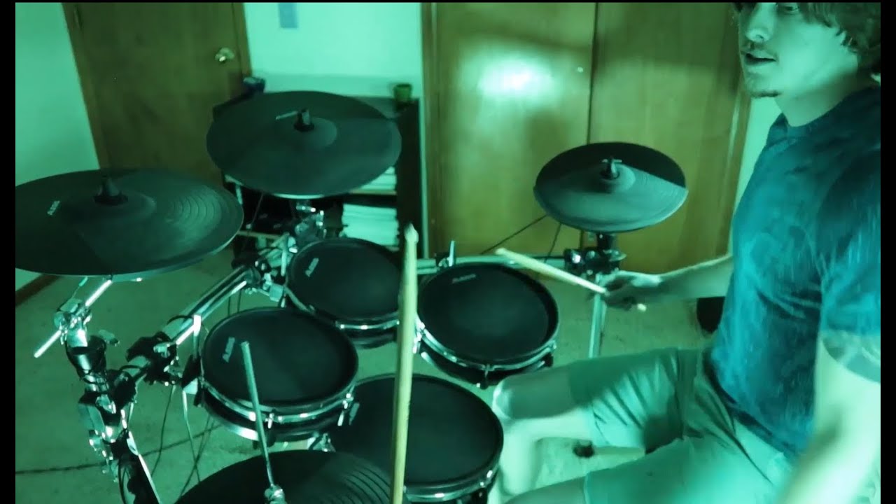 Dodge & Fuski / Virtual Riot - Alien - Drum Remix - YouTube