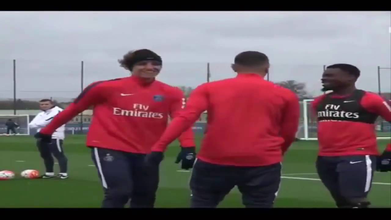 Pogba, Lingard, Dybala dab king - YouTube