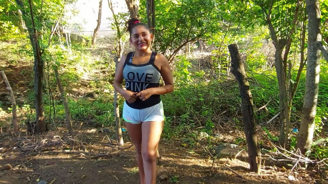 Una salvadoreña que por nombre se llama Claudia lo que asé para poder ...