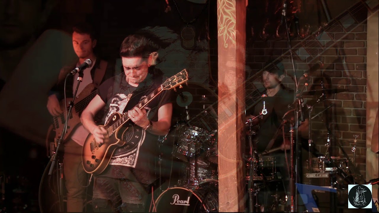 Calin Pop & Marius Pop - Live at Bluzau Festival - YouTube