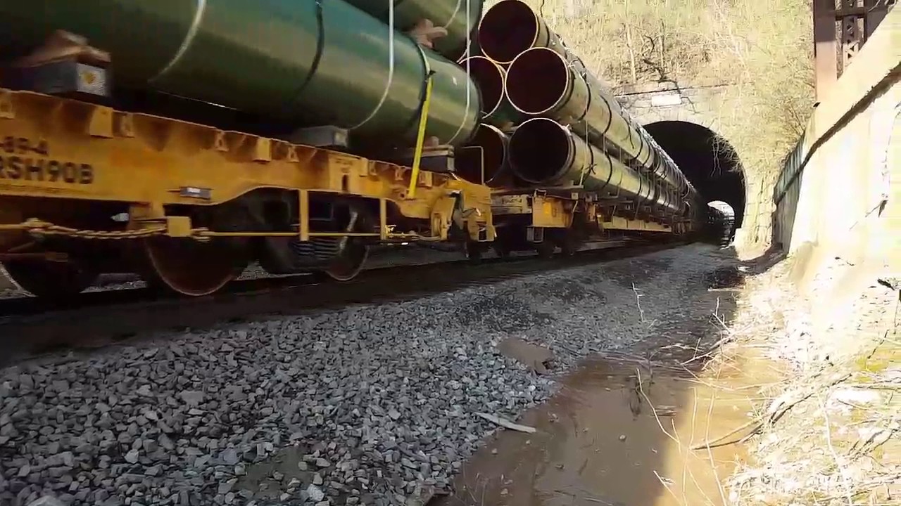 NS SD70 leads a pipe train!? - YouTube